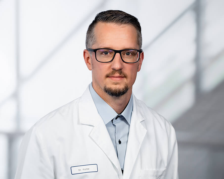 Team der Klinik für Kinder- und Jugendpsychiatrie im Klinikum Nürnberg ...