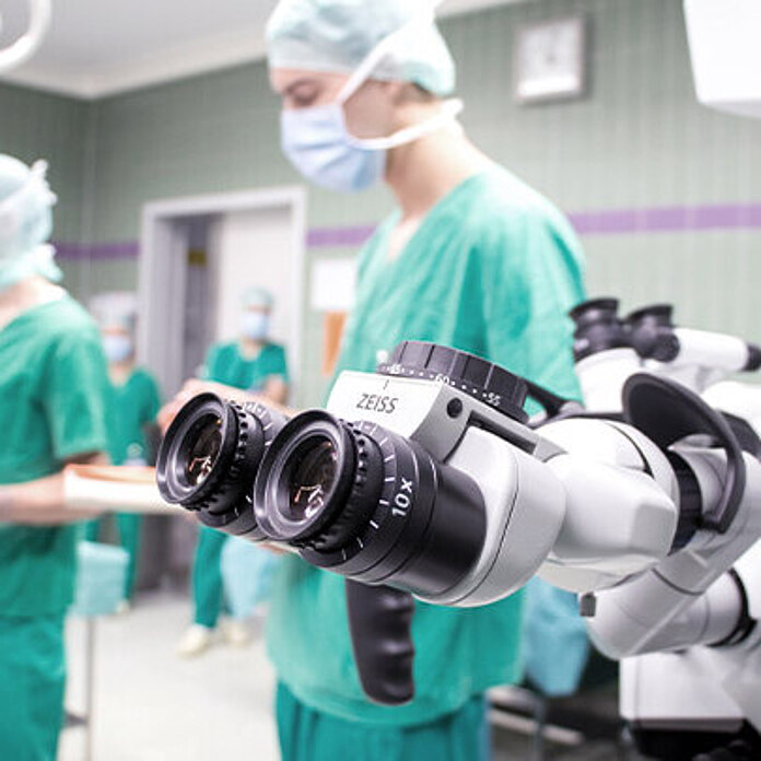 Mikrochirurgie - Klinikum Nürnberg | NÜRNBERG